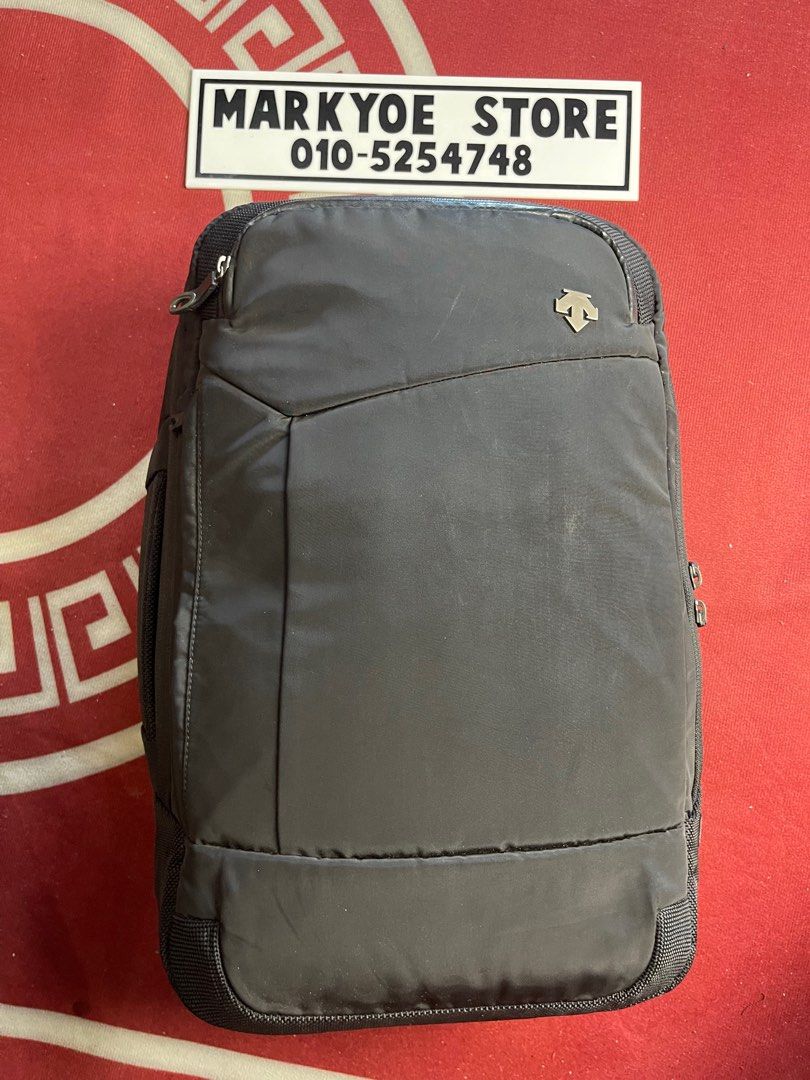 Backpacks Descente, Men's Fashion, Bags, Backpacks on Carousell