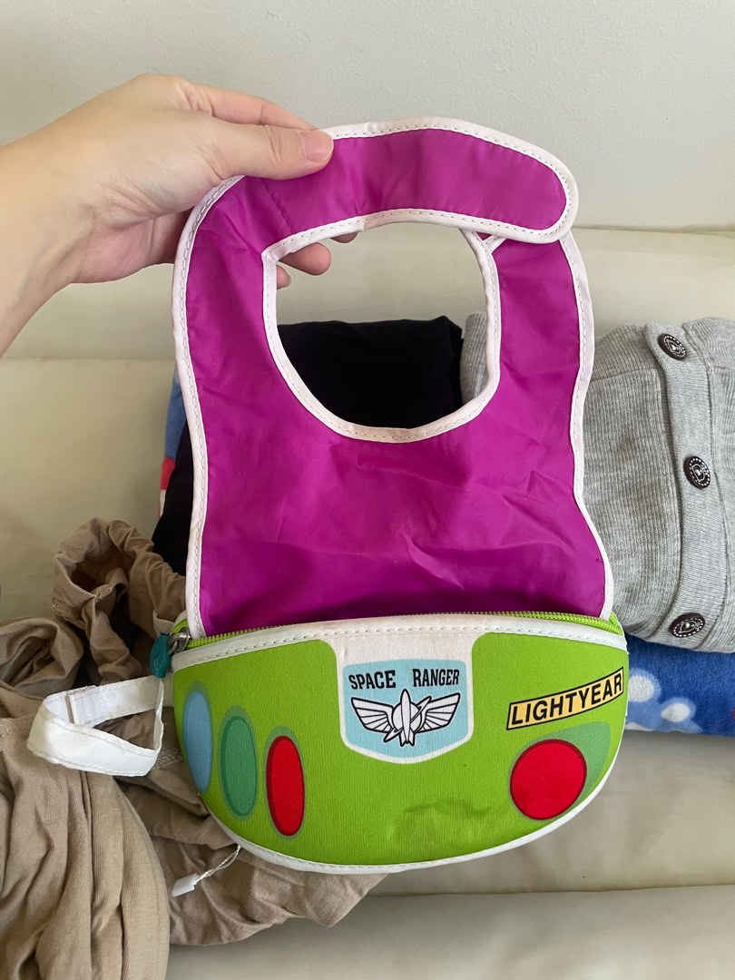 Bib bbox toy story buzz light year, Bayi & Anak, Perawatan & Makanan ...