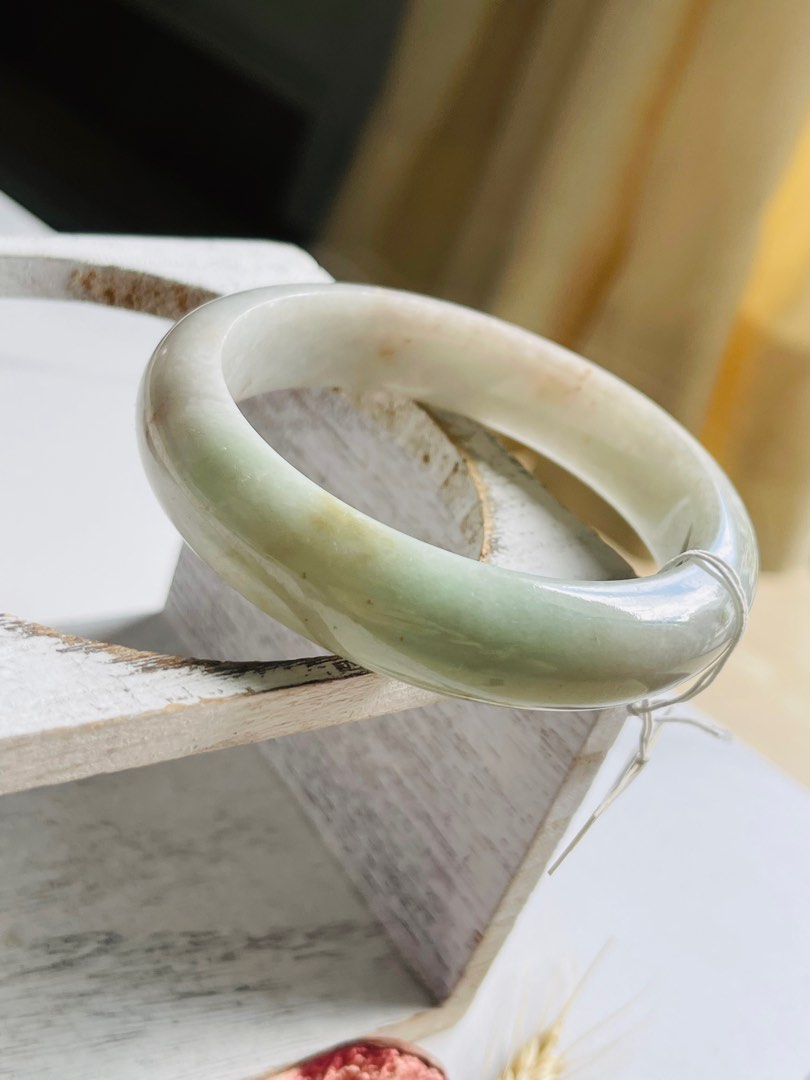 Jade Bangle - ice pale green with hints of pink and gold, Women's ...