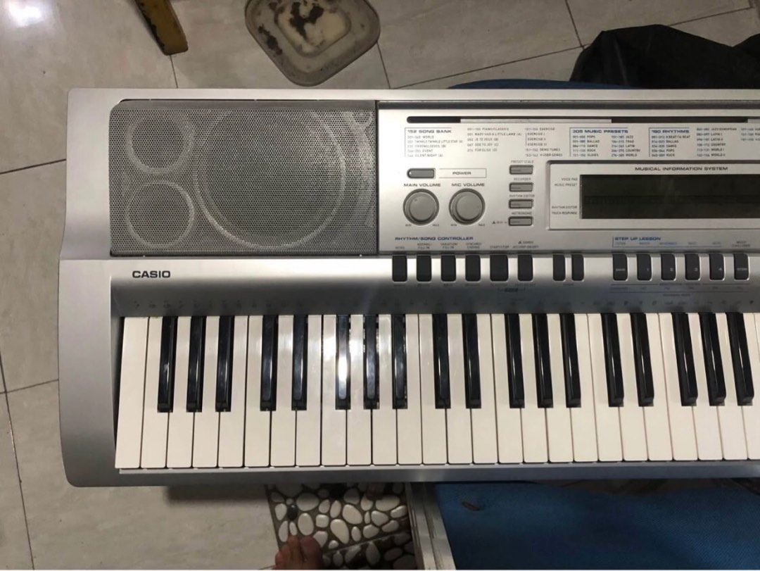 Keyboard Casio WK-210 Piano, Musik & Media, Alat di Carousell