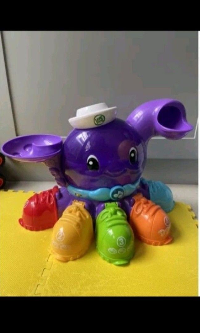 Mainan LeapFrog Peek-a-Shoe Talking Octopus, Bayi & Anak, Lainnya di ...