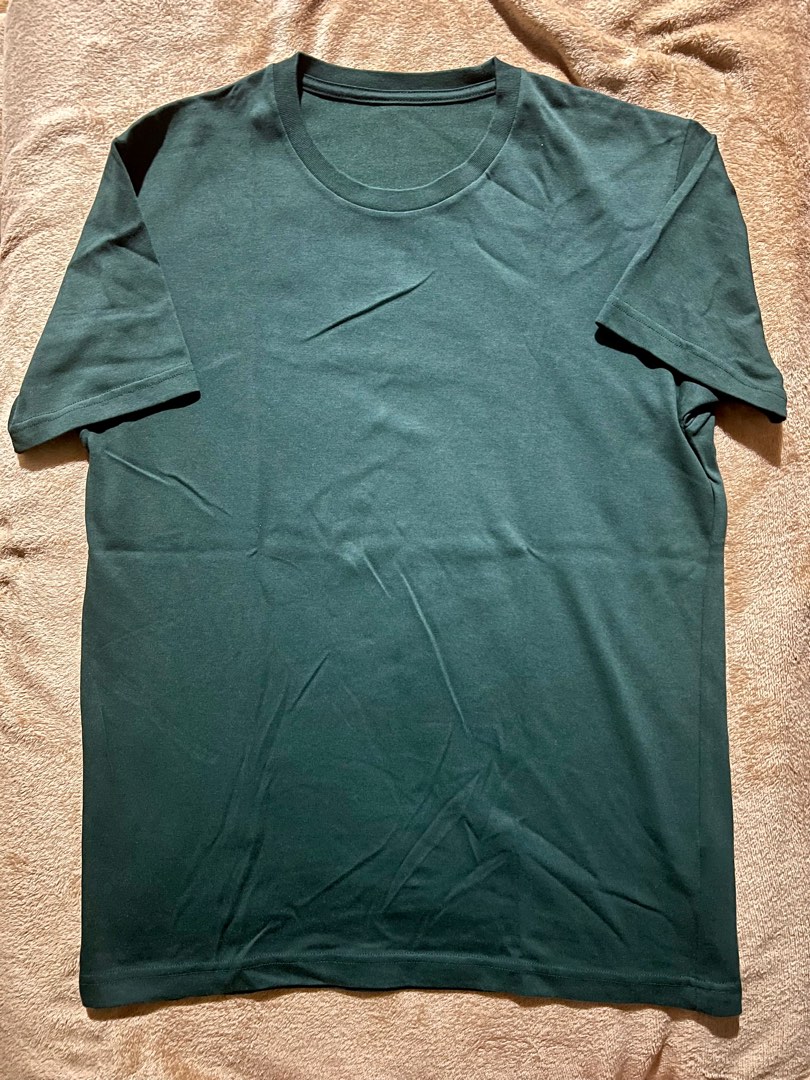 Original Airism Uniqlo Green Shirt, Men's Fashion, Tops & Sets, Tshirts ...