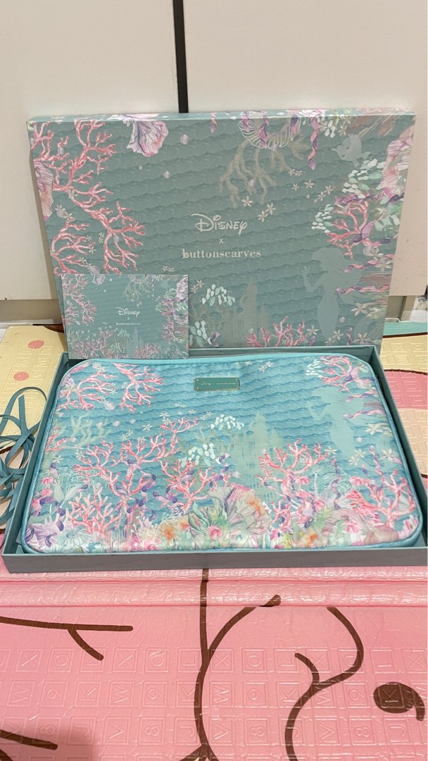Buttonscarves X Disney Laptop Case, Telepon Seluler & Tablet, Aksesoris ...