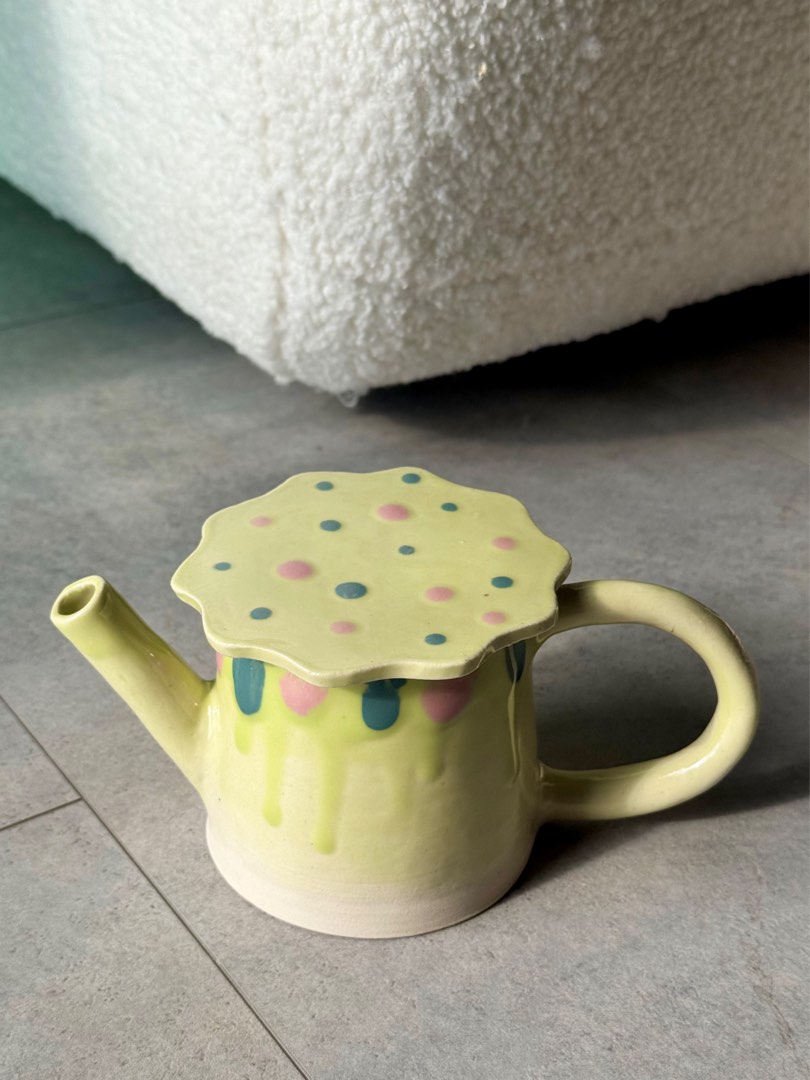 handmade melty drip teapot / pourer, Furniture & Home Living ...