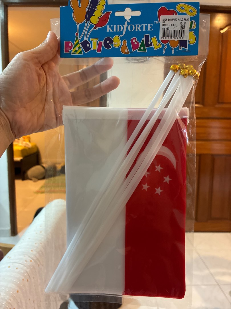 Kidforte Singapore Handheld Flag, Hobbies & Toys, Occasions & Party ...