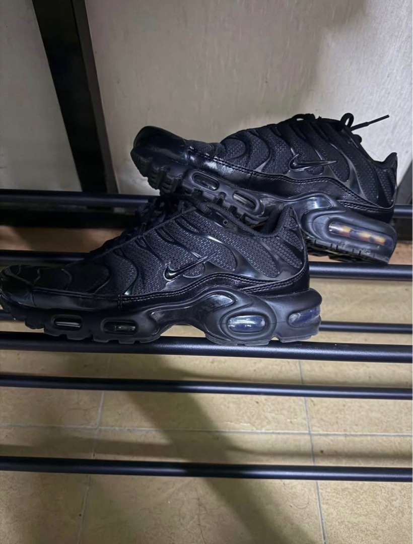 Nike Air max TN plus, Men's Fashion, Footwear, Sneakers on Carousell