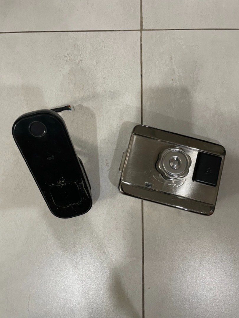 Tuya WiFi Smart Lock Model Deadbolt FULL Set, Elektronik, Lainnya di ...