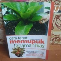 cara tepat memupuk tanaman hias, Buku & Alat Tulis, Buku di Carousell