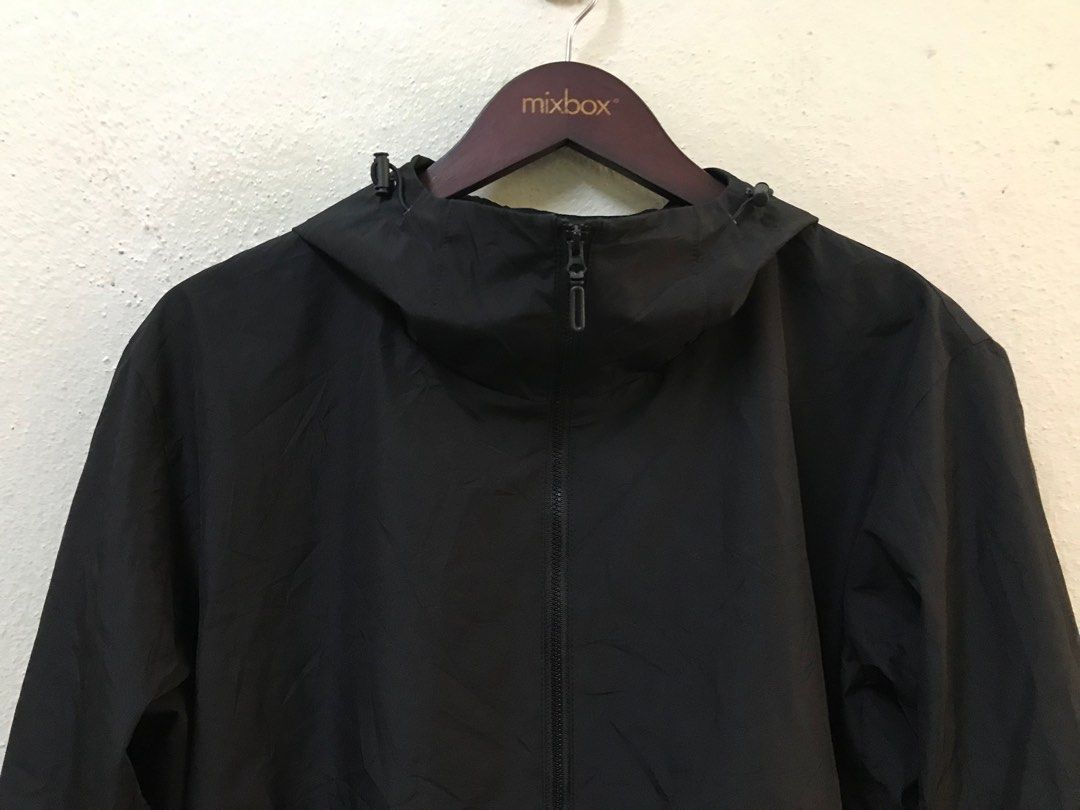 GU Windbreaker Jacket (black), Men's Fashion, Coats, Jackets and ...