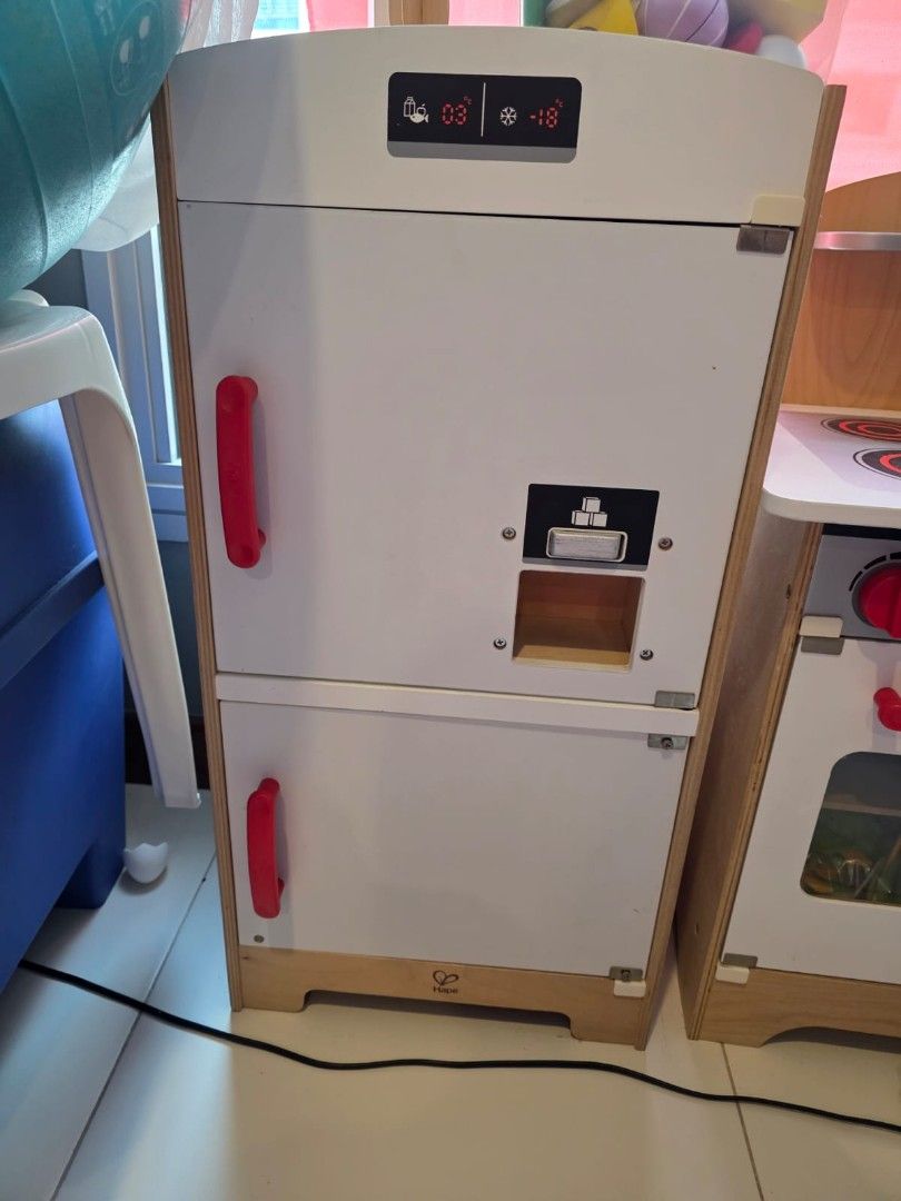 Hape Wooden Play Kitchen Set and fridge with Accessories, Hobbies ...