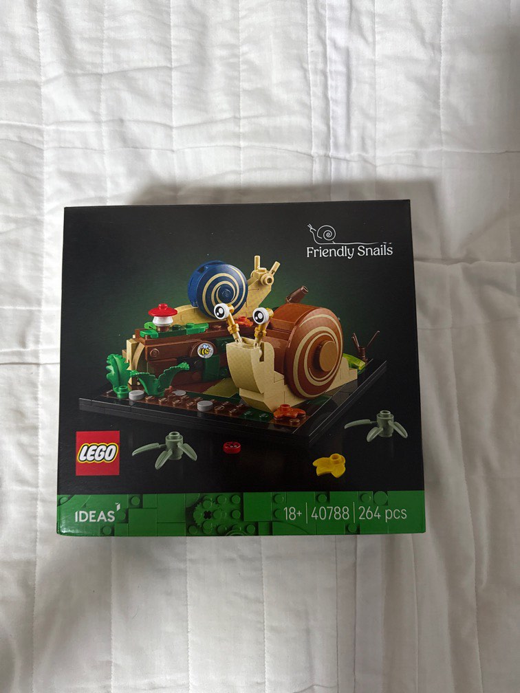 Lego 40788 friendly Snails, Hobbies & Toys, Toys & Games on Carousell