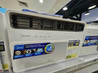 Midea 0.75HP Window Type Non-Inverter, TV & Home Appliances, Air ...