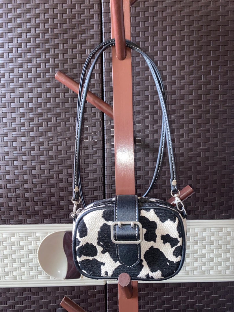 Mumu & Co. Cow Pattern Micro Bag, Women's Fashion, Bags & Wallets ...