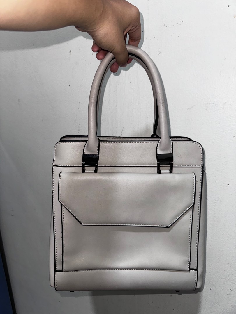 Novo bag, Barang Mewah, Tas & Dompet di Carousell