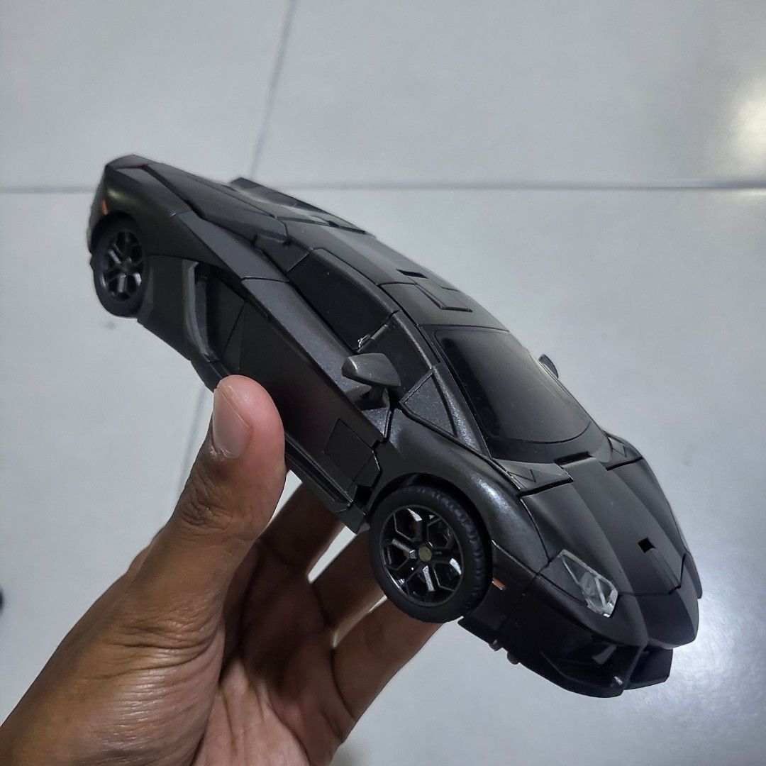 Transformers masterpiece lockdown, Hobbies & Toys, Toys & Games on ...