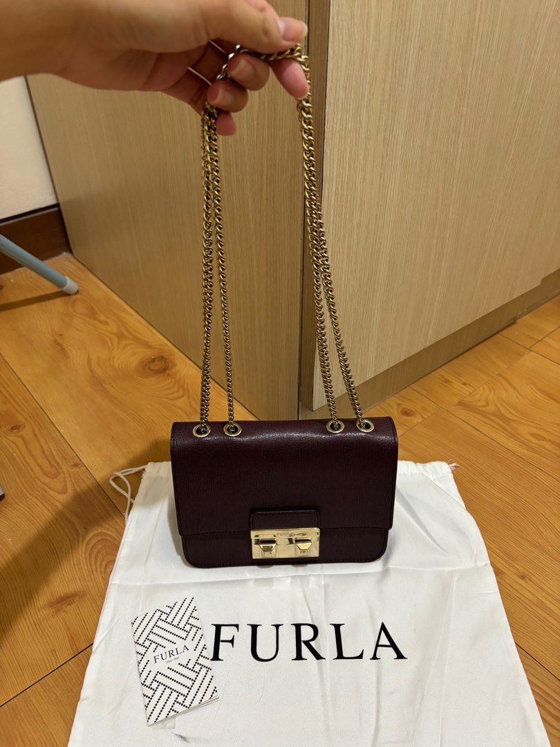 Furla bag, Barang Mewah, Tas & Dompet di Carousell