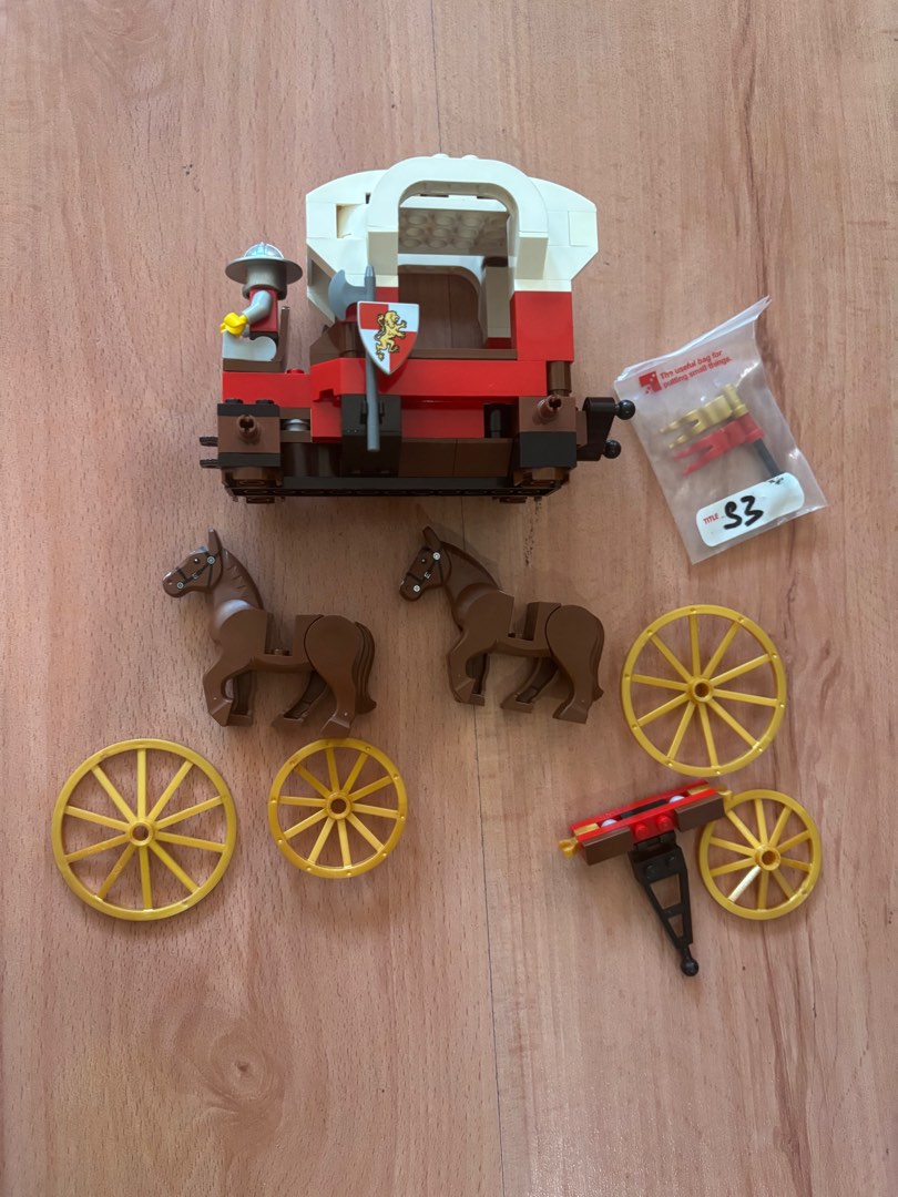 LEGO Kingdoms Horse & Lion knight Horse Carriage, Hobbies & Toys, Toys ...