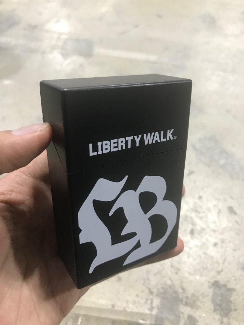 LIBERTY WALK CIGARETTE HARD CASE BLACK SIGNED BY WATARU KATO, Hobbies ...