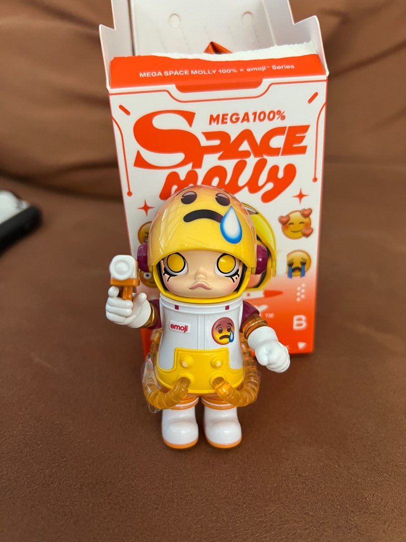 Molly emoji, Hobbies & Toys, Toys & Games on Carousell