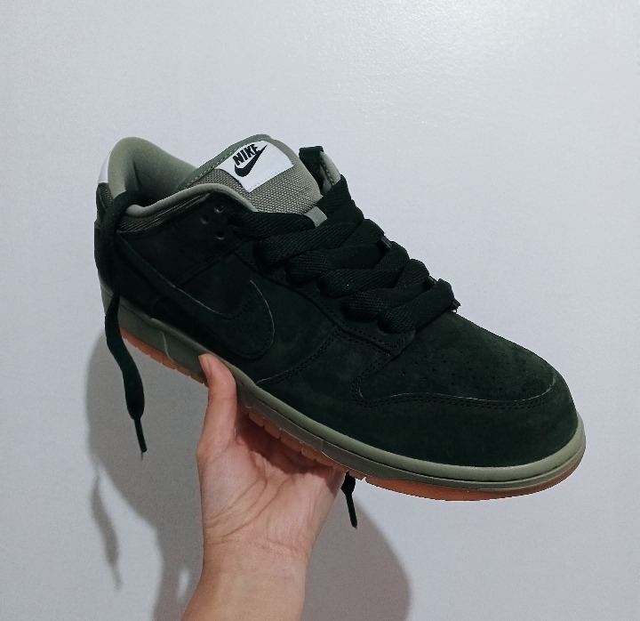 Nike SB Dunk Low Pro B Sequoia, Men's Fashion, Footwear, Sneakers on ...