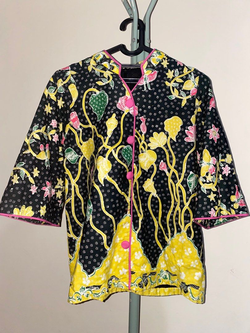 Tatabebe Outer Batik, Fesyen Wanita, Pakaian Wanita, Baju Luaran di ...