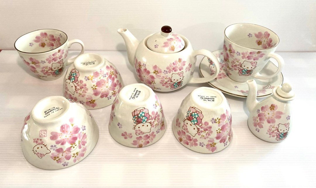 Hello Kitty Cherry Blossom Tea Set, Furniture & Home Living ...