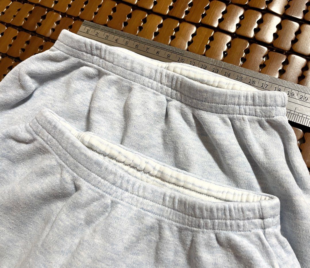 買一送一[二手]Lativ品牌水藍色素面橫條紋兩面穿厚磅嬰兒寶寶鬆緊帶束口長褲90公分, 嬰兒及兒童, 嬰兒及兒童流行時尚在旋轉拍賣