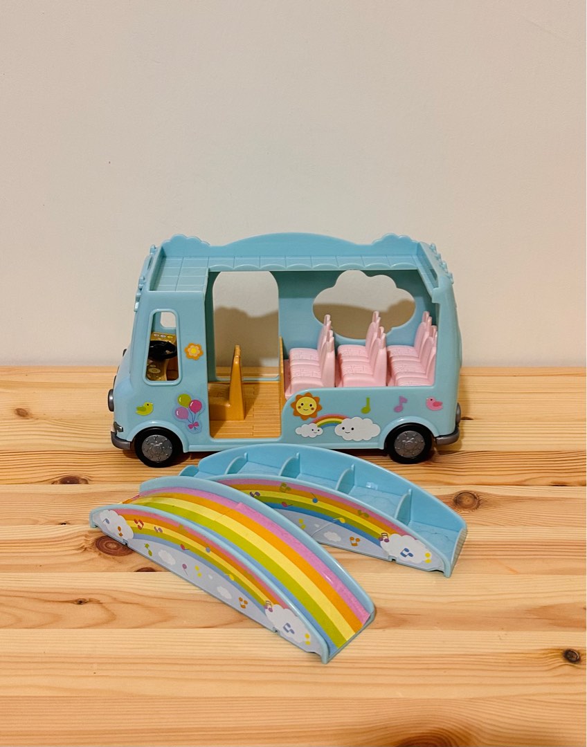 Nursery Bus, Hobbies & Toys, Toys & Games on Carousell