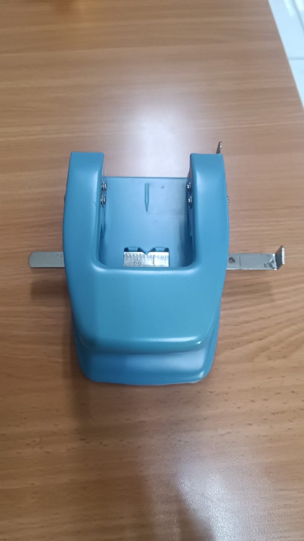 Pembolong Kertas Besar / Heavy Duty Paper Punch 2 Lubang Carl No 85 ...