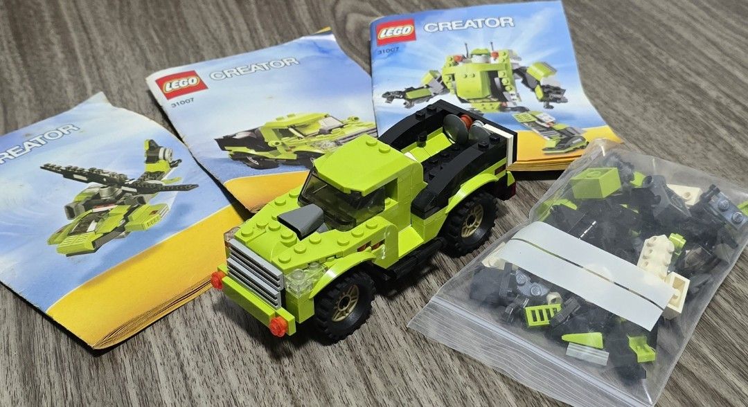 Assorted Lego Bricks Creator Series 31047 , 31007 , 31086 , 31004 Lego ...