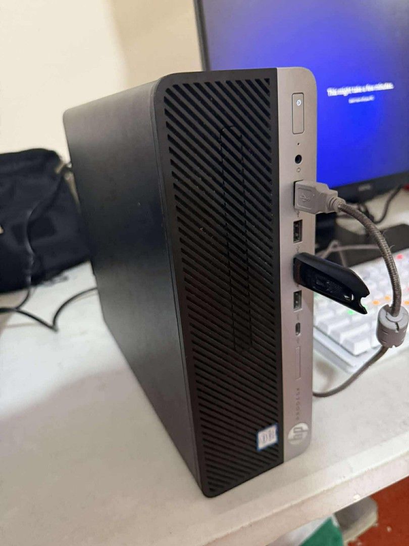 HP prodesk SFF I5 8th gen Intel UHD Graphics 630 16gb ram 256gb SSD ...
