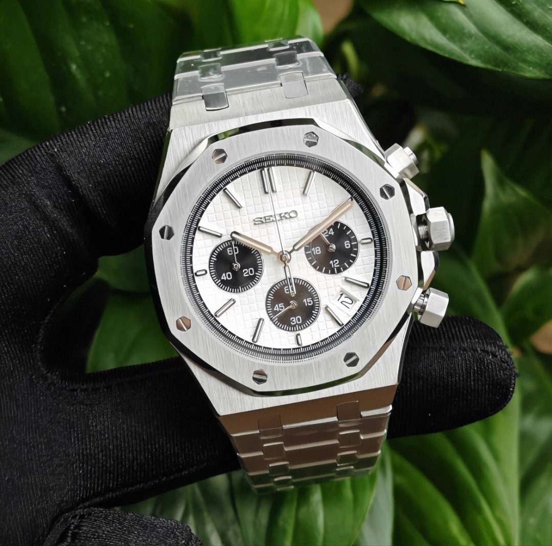 [IN STOCK] SEIKO AP MOD ROYAL OAK 42MM (BLACK & WHITE CHRONOGRAPH), Men ...