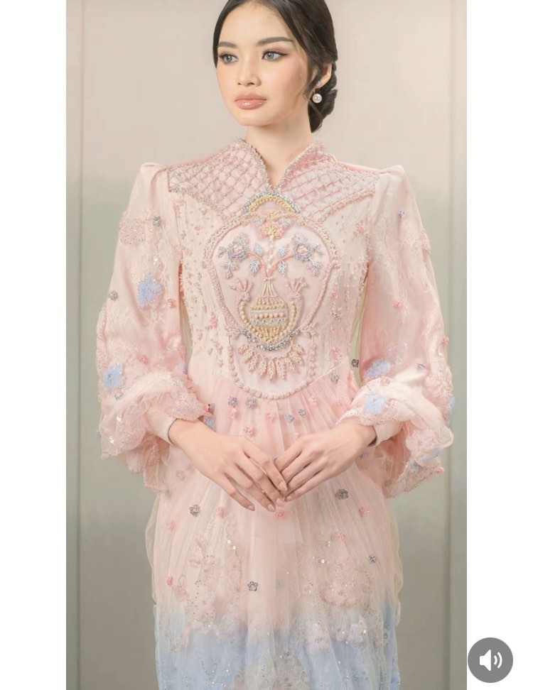 Kebaya ivory studio dinda firdausa wearing klamby delmora lamaran ...