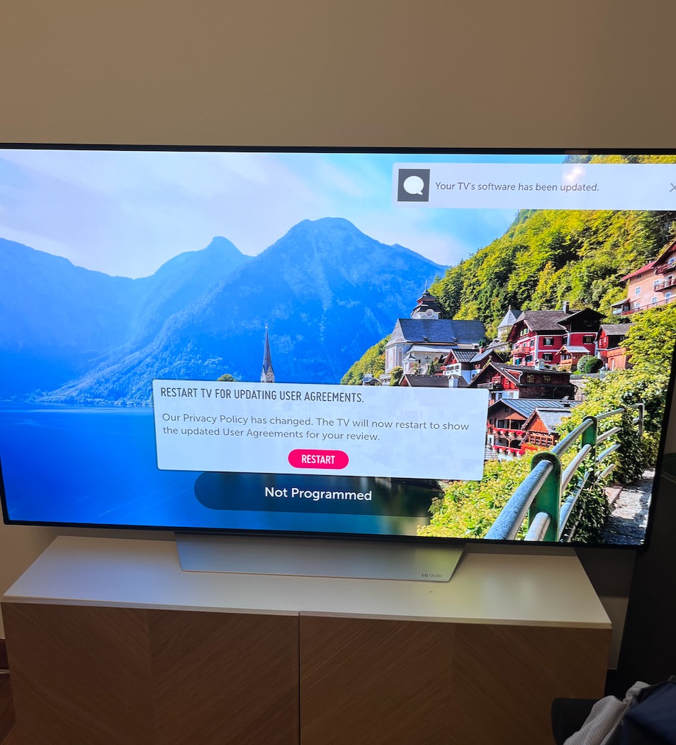 LG OLED65C7T 65" OLED TV, TV & Home Appliances, TV & Entertainment, TV ...