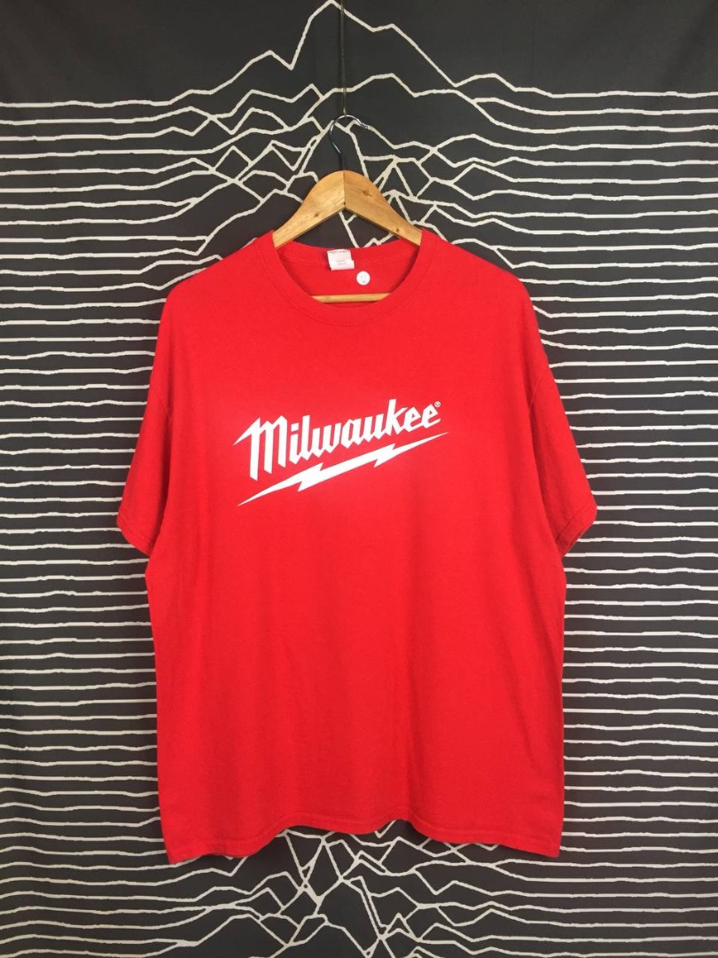 Milwaukee Electric Tool Corporation Big Logo Tee, Men's Fashion, Tops ...