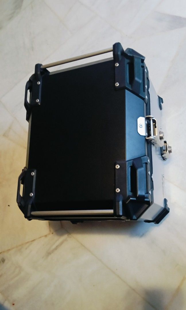 Top Box aluminium|Box motor Jb style, Auto Accessories on Carousell