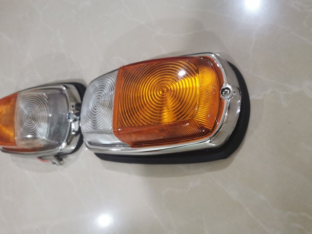 Universal Indicator for classic car, Auto Accessories on Carousell