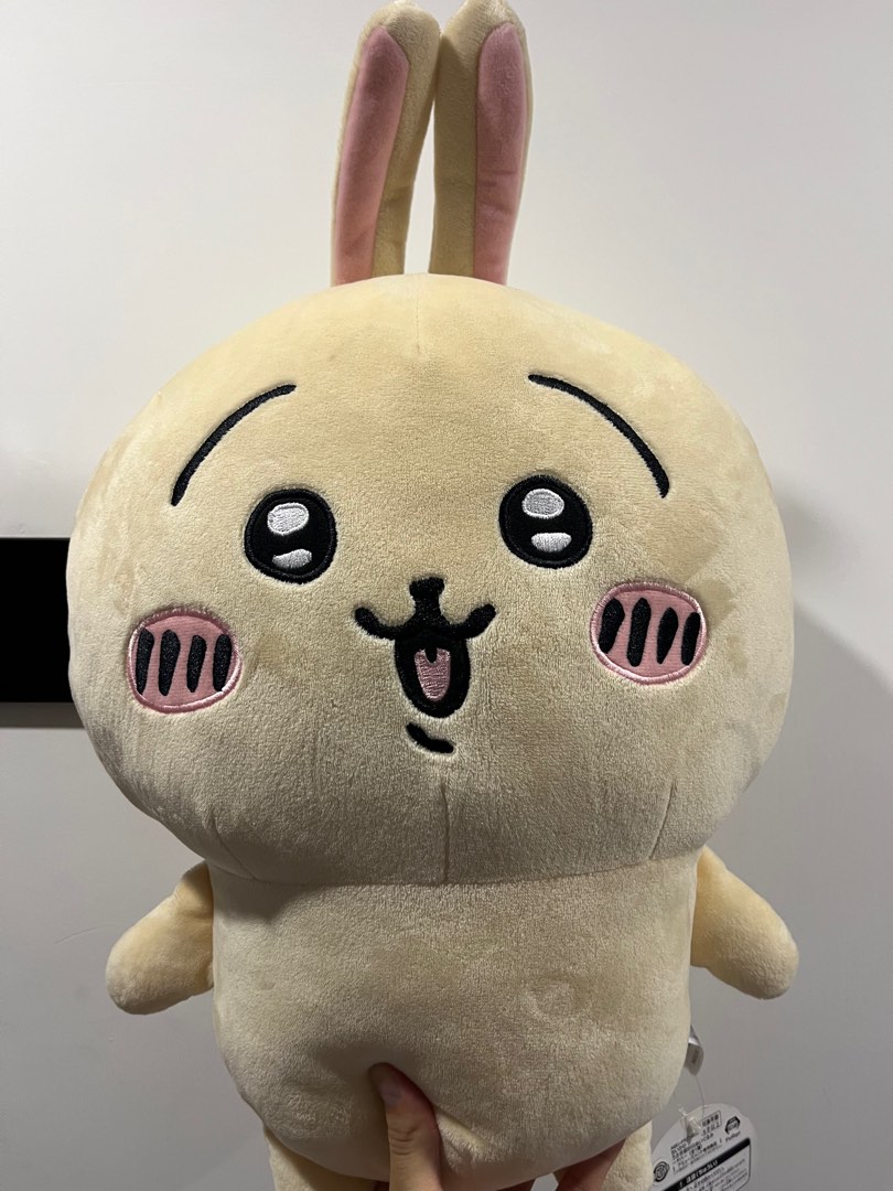 【Usagi 大公仔‼️】CHIIKAWA Usagi BIG 景品, 興趣及遊戲, 玩具 & 遊戲類 - Carousell