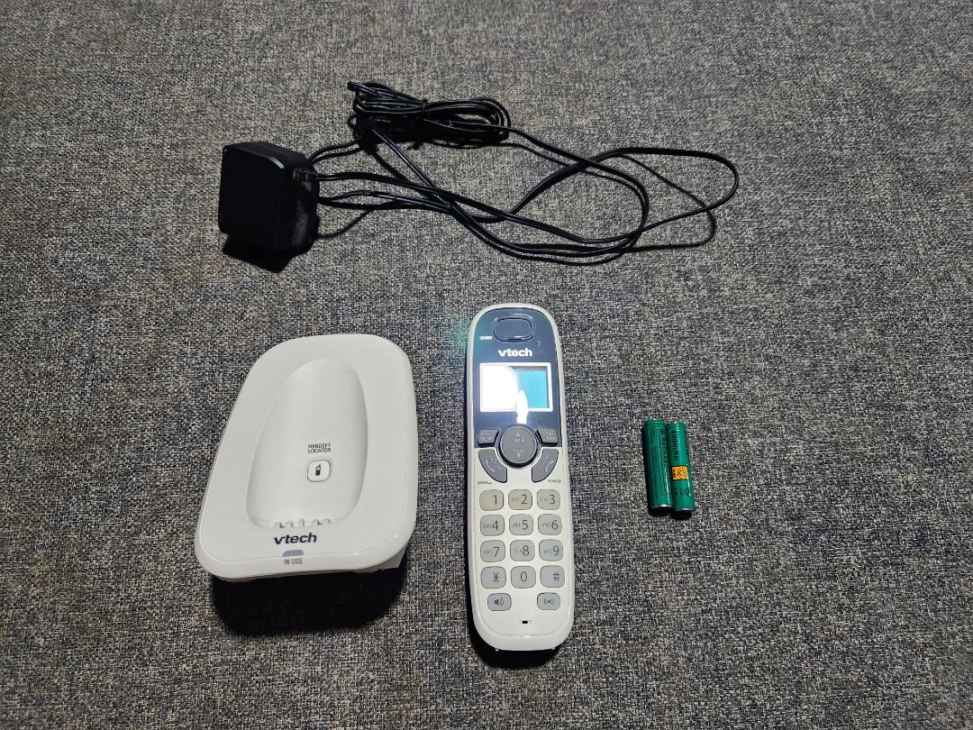 VTech Cordless Phone (White) FS6414-2A with charger and AAA ...