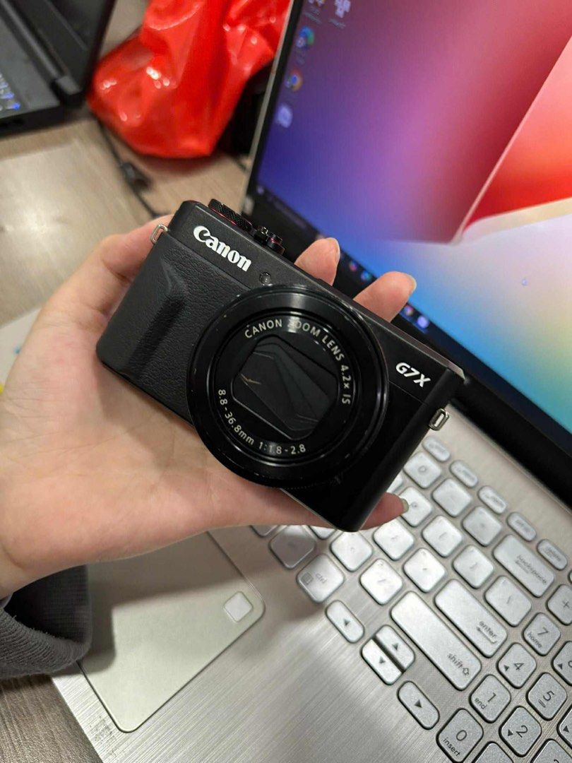 Canon G7X mark II Digital Camera, Photography, Cameras on Carousell