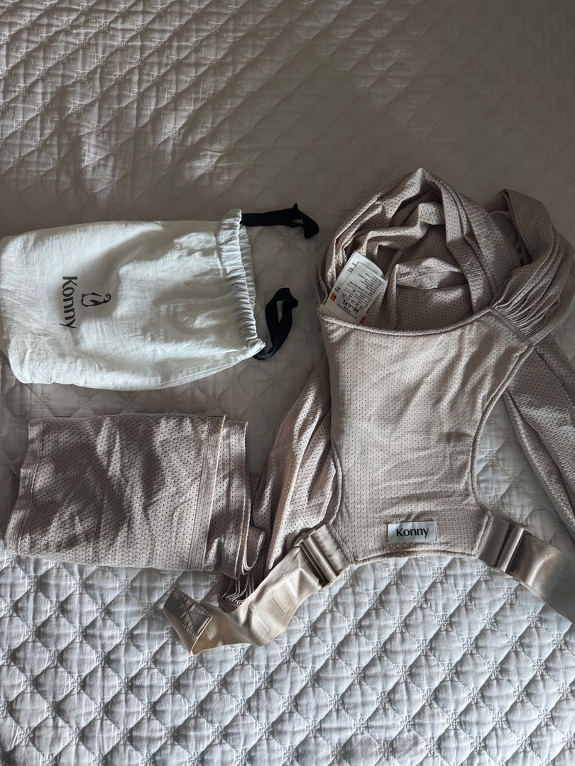 carrier, Babies & Kids, Going Out, Carriers & Slings on Carousell