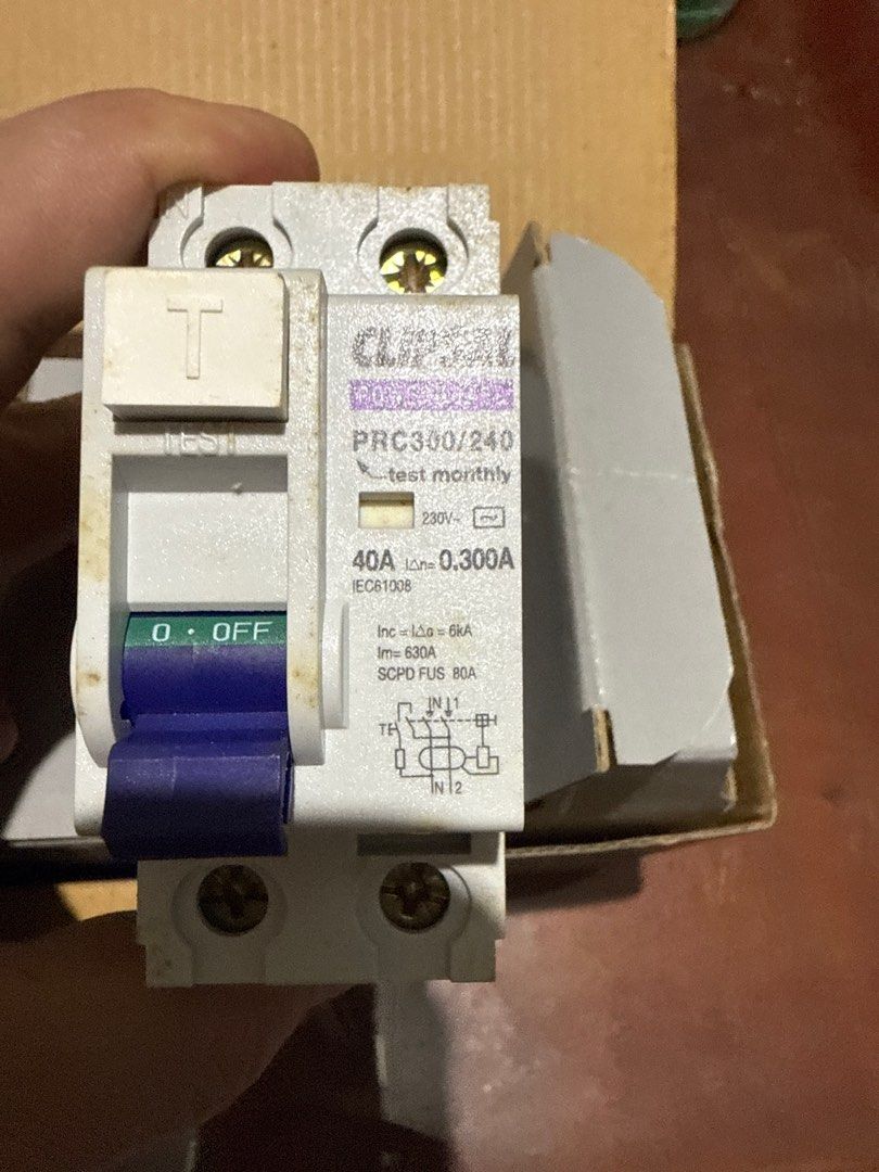 CLIPSAL RCCB/ELCB 40A 0.3 (2pole), 63A 0.3 (2 pole), TV & Home ...