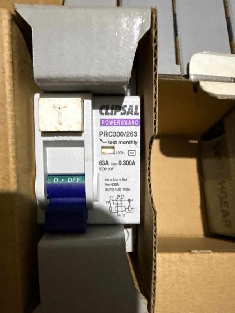 CLIPSAL RCCB/ELCB 40A 0.3 (2pole), 63A 0.3 (2 pole), TV & Home ...