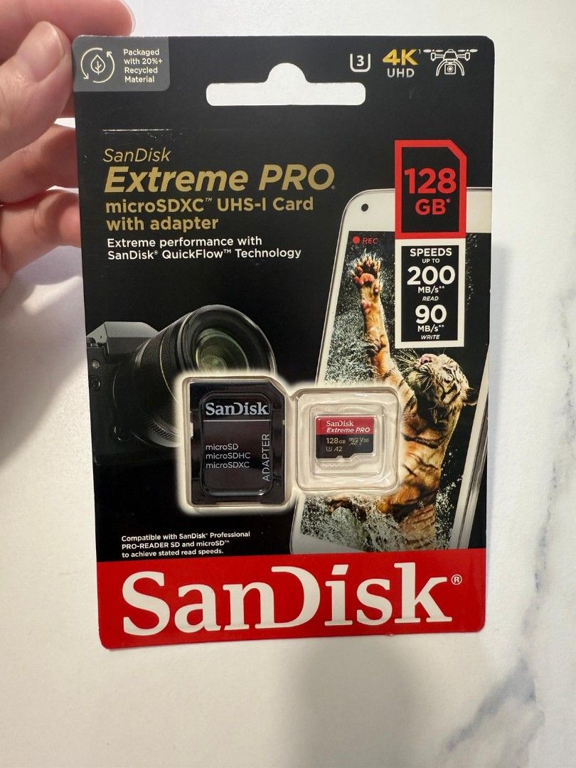 DJI Pocket 2 Creator Combo with 128GB SD Card, Photography, Cameras on Carousell