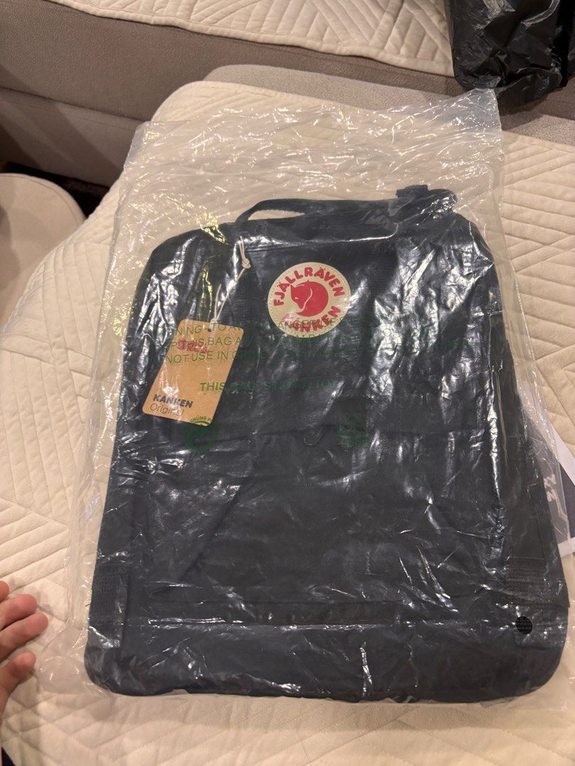 Fjallraven Kanken Backpack - Black, Women's Fashion, Bags & Wallets ...