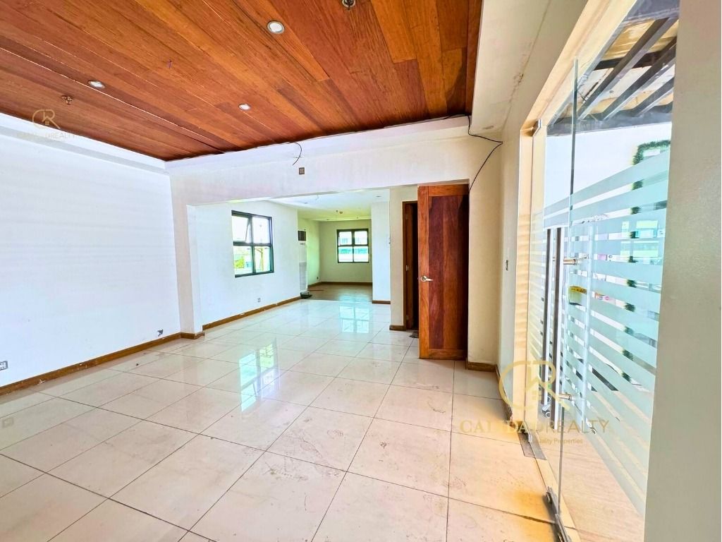 For LEASE Commercial Unit: CRSL0416 Project: SUEZ Commercial Building ...