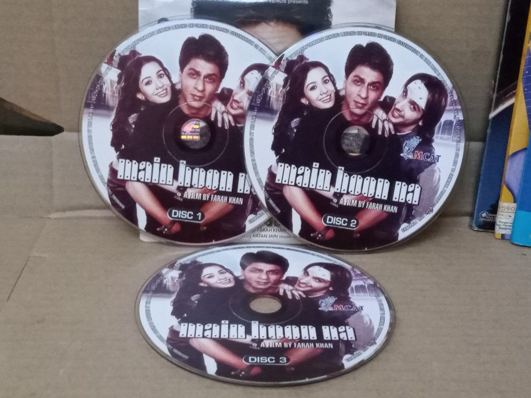 Main Hoon Na -Shah Rukh Khan &Sushmita Sen Original VCD, Hobbies & Toys, Music & Media, CDs ...