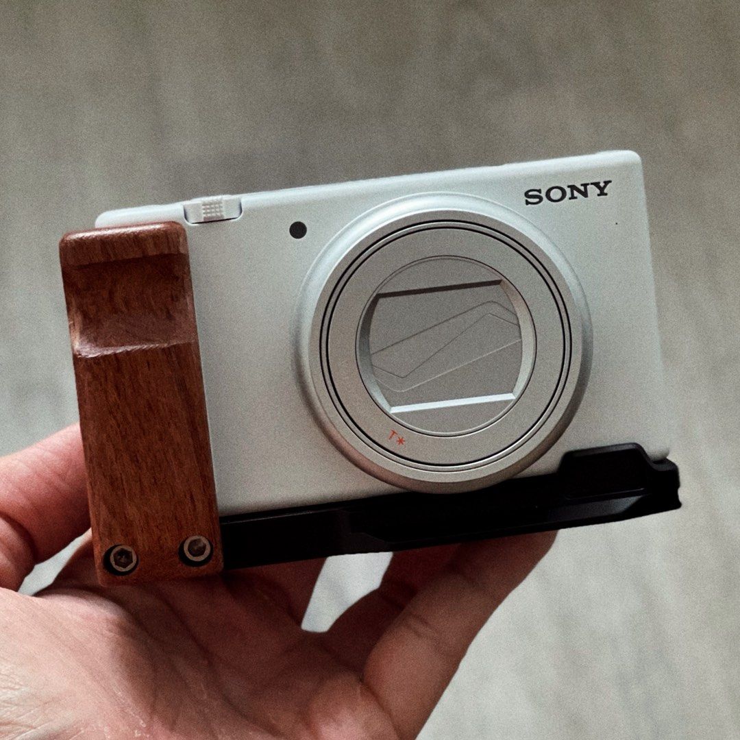 Sony ZV-1M2 - White - Wood Grip - Vlogging Camera - zv-1 mark ii - zv1 mark 2, Photography ...
