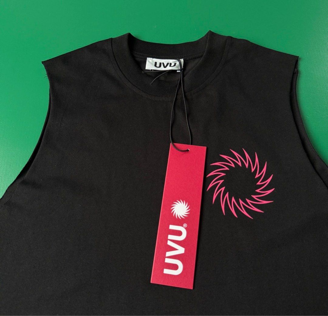 UVU Run Club Black Singlet, Men's Fashion, Activewear on Carousell