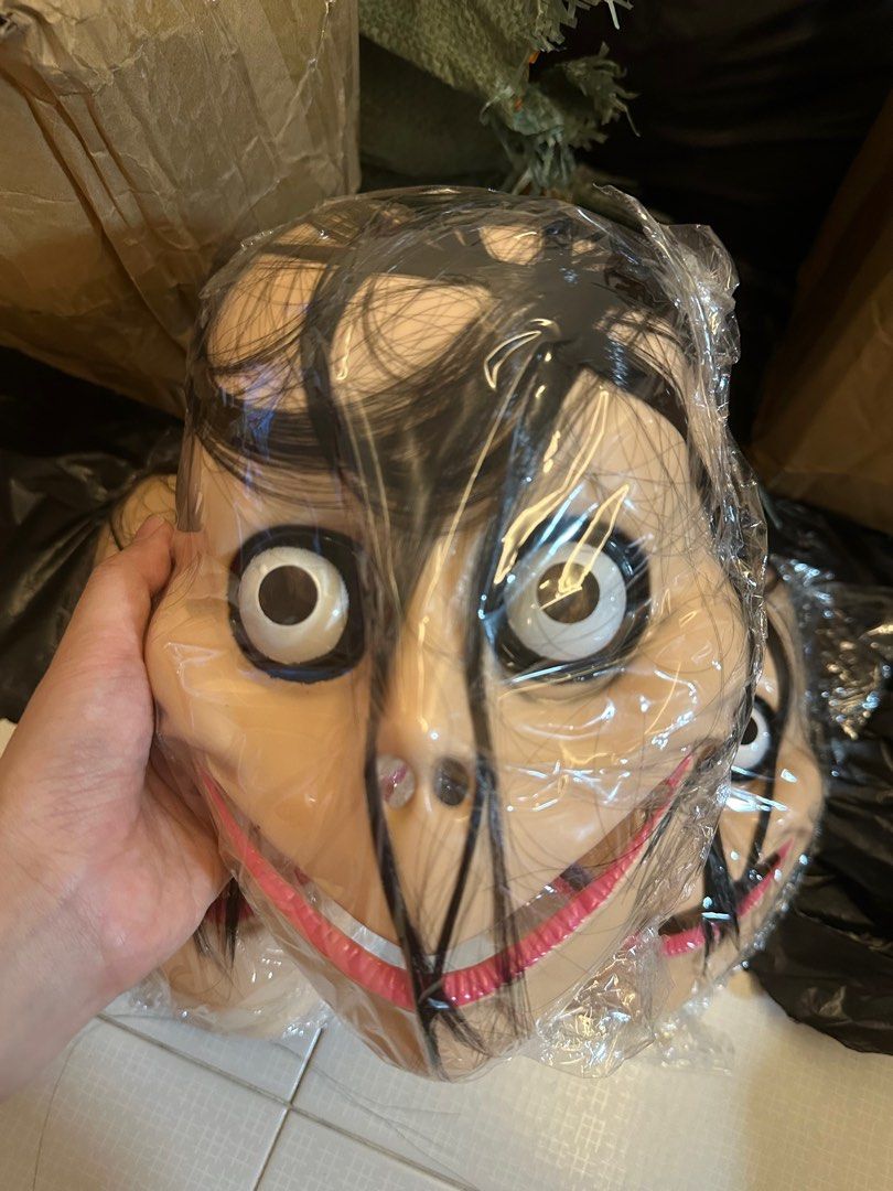 [Avail] Halloween Momo Plastic Mask Horror Party Cosplay, Hobbies ...